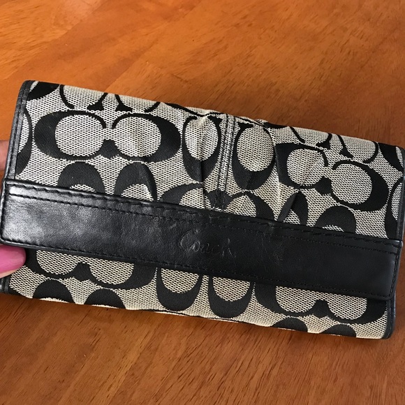Coach | Bags | Authentic Coach Wallet | Poshmark